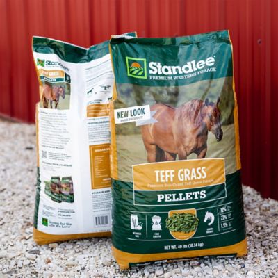 Standlee Premium Western Forage Teff Grass Hay Pellet Horse Feed, 40 lb ...
