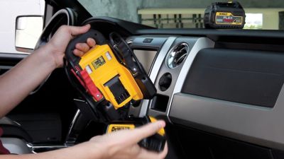 DeWALT 20V Professional Battery Booster with USB Power at Tractor ...