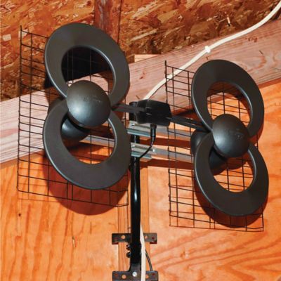 Antennas Direct ClearStream 4 Quad-Loop UHF Outdoor Antenna with Mount ...