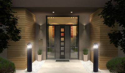 SOLUS Round Black LED Landscape Bollard Light, Exterior Surface-Mounted ...