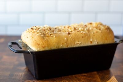 Lodge Cast Iron Cast Iron 8.5 in. x 4.5 in. Seasoned Loaf Pan at ...