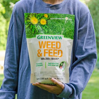 GreenView 7 lb. Weed and Feed at Tractor Supply Co.