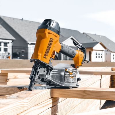 Freeman 2nd Generation Pneumatic 15 Deg. 2-1/2 in. Coil Siding Nailer ...