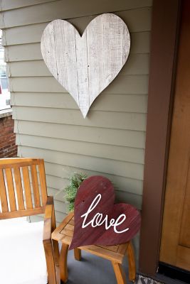 Barnwood USA Rustic Farmhouse 18 in. Rustic Red Reclaimed Wooden Heart ...