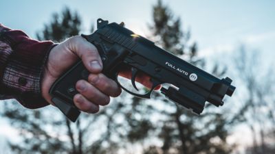 Crosman CO2 Powered Full Auto BB Air Pistol with Rail Mounted Laser at ...