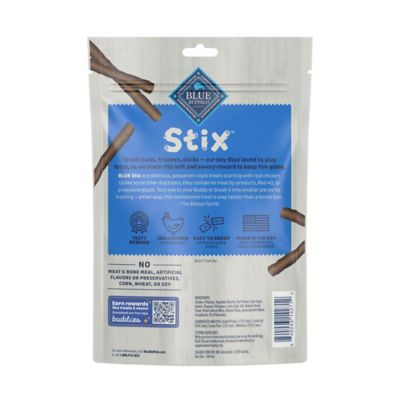 Blue Buffalo Stix Chicken Recipe Natural Soft-Moist Dog Treats, 5 oz ...