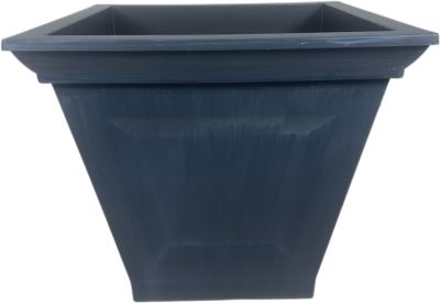 Red Shed 220 lb. Metal Square Planter at Tractor Supply Co.