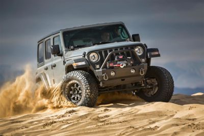 Warn 12V Electric VR10 Truck/SUV/Jeep Winch, 10,000 lb. Capacity, Wire ...