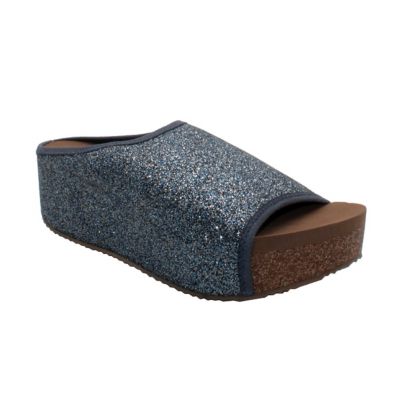 Volatile Festina Knit Slide at Tractor Supply Co