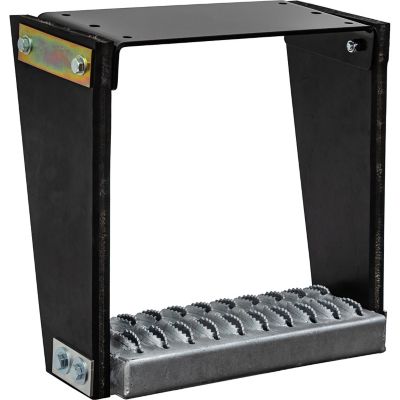 Buyers Products Flexible Rubber Step with Galvanized Steel Diamond Deck ...